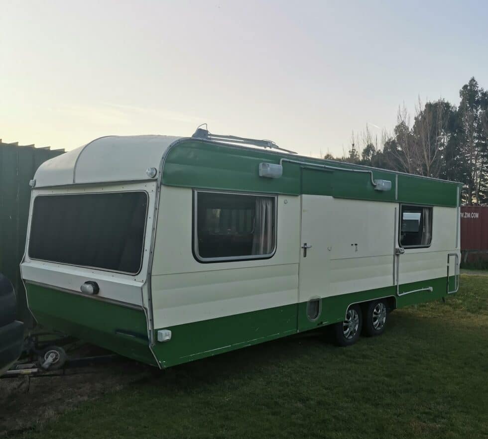 Caravan Hire Christchurch | Twin Peaks Caravans